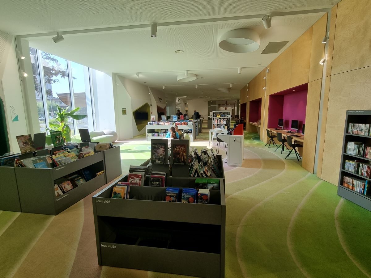 La B!B de Dunkerque, figure de proue du réseau dunkerquois - Bibliothèque publique d'information ...